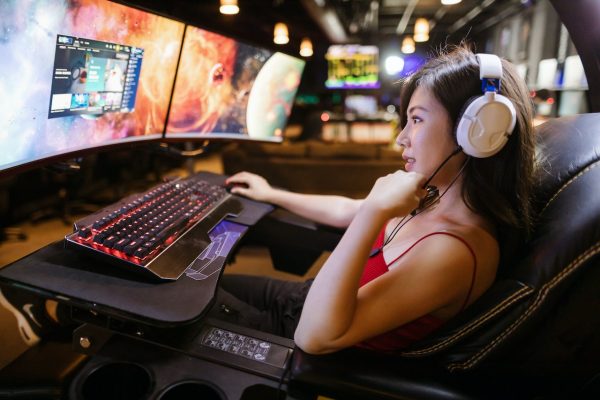 Guía práctica para convertirte en un streamer profesional - Coolture ...