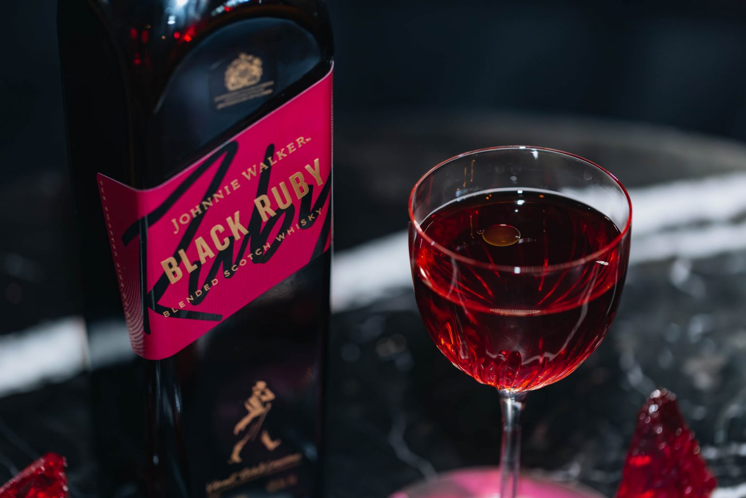 Johnnie Walker Black Ruby: Un whisky con notas de frutos rojos | Coolture